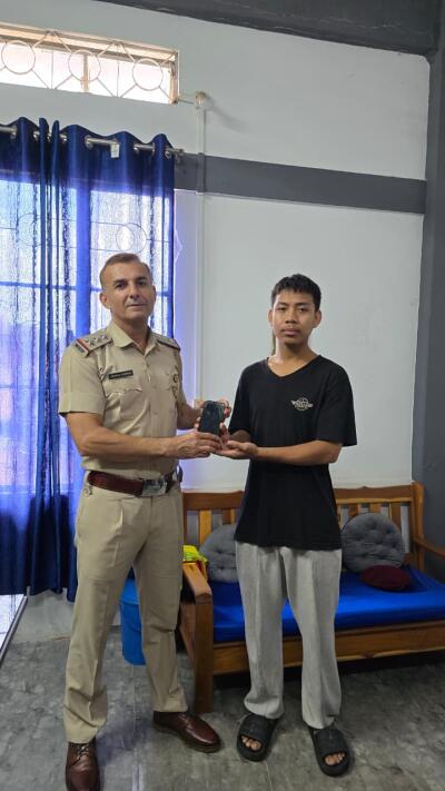 Tualchhung - Phone bo hmuh lêtte pe lêt